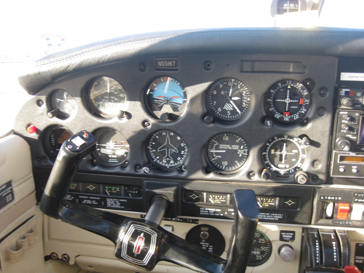 Aircraft Rental Fleet - Desert Flying Club